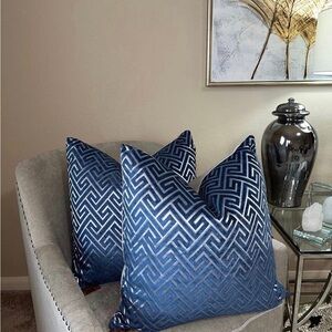 caldeira | Accents | Nwt Caldeira Greek Key Decorative Pillows | Poshmark